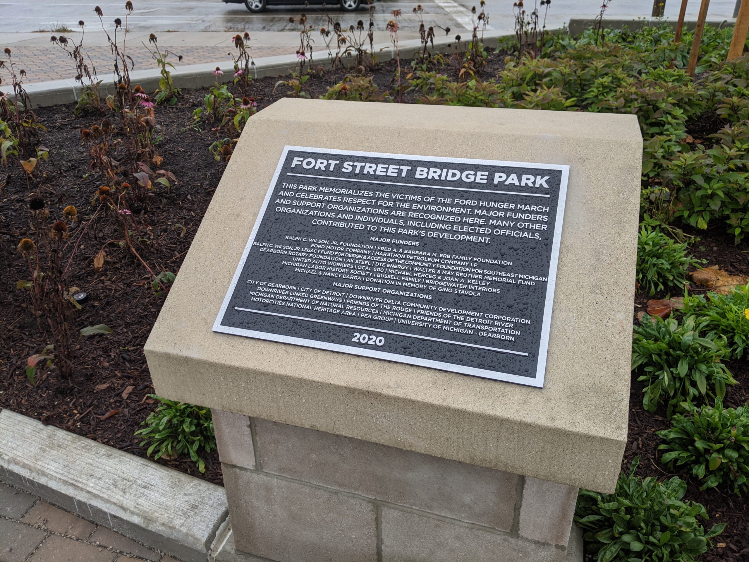 Fort-Rouge Gateway (FRoG) – Detroit Greenways Coalition